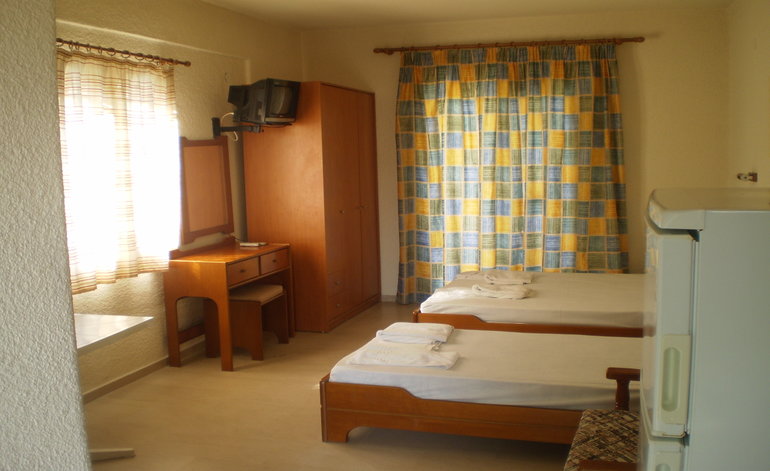 Castello Studio and apartments| Siviri | Halkidiki | Greece